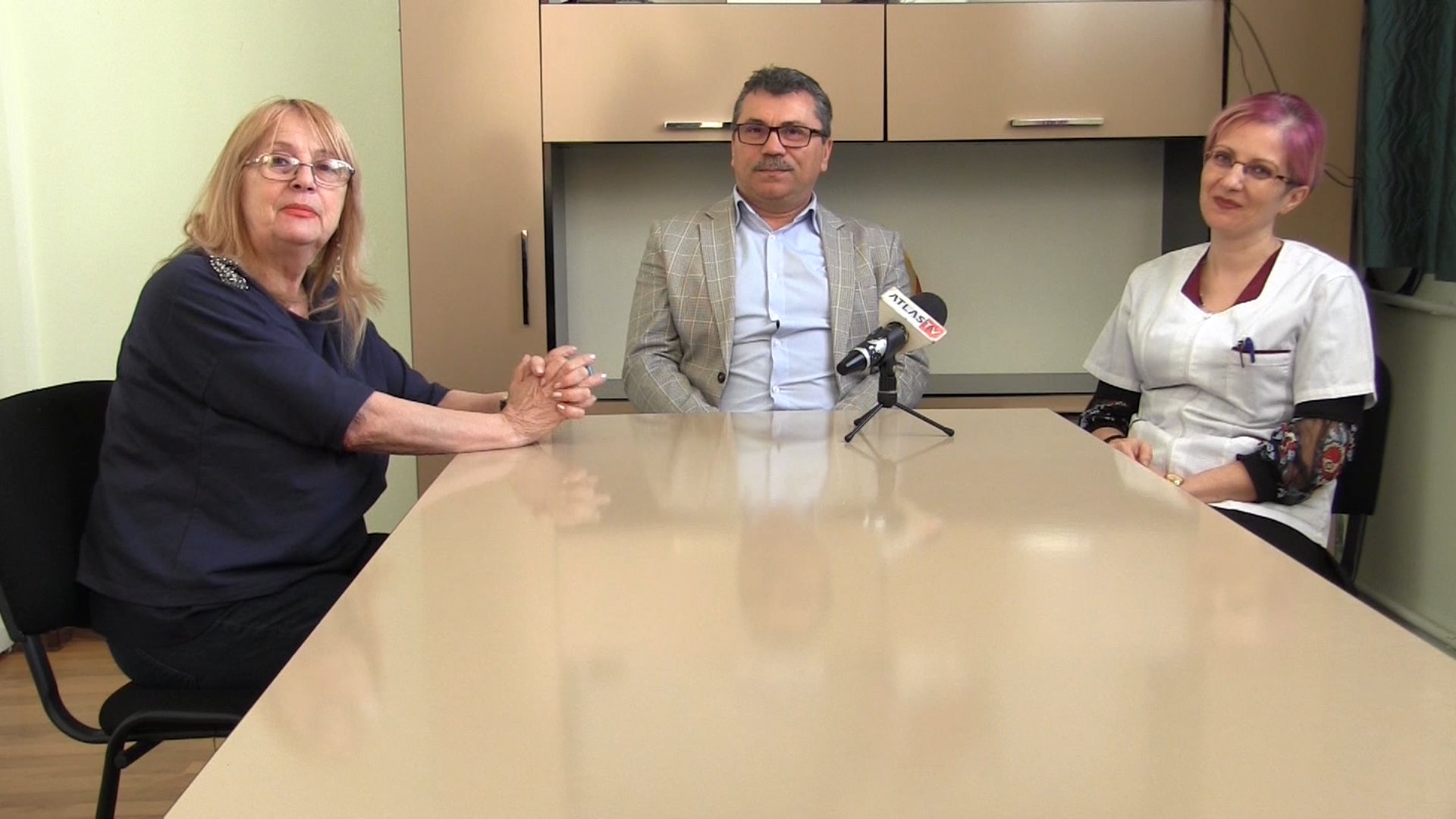 Dr.DIANA DOBRIN si Dir.VALENTIN PODARU – SPITALUL ORASENESC PANCIU ...